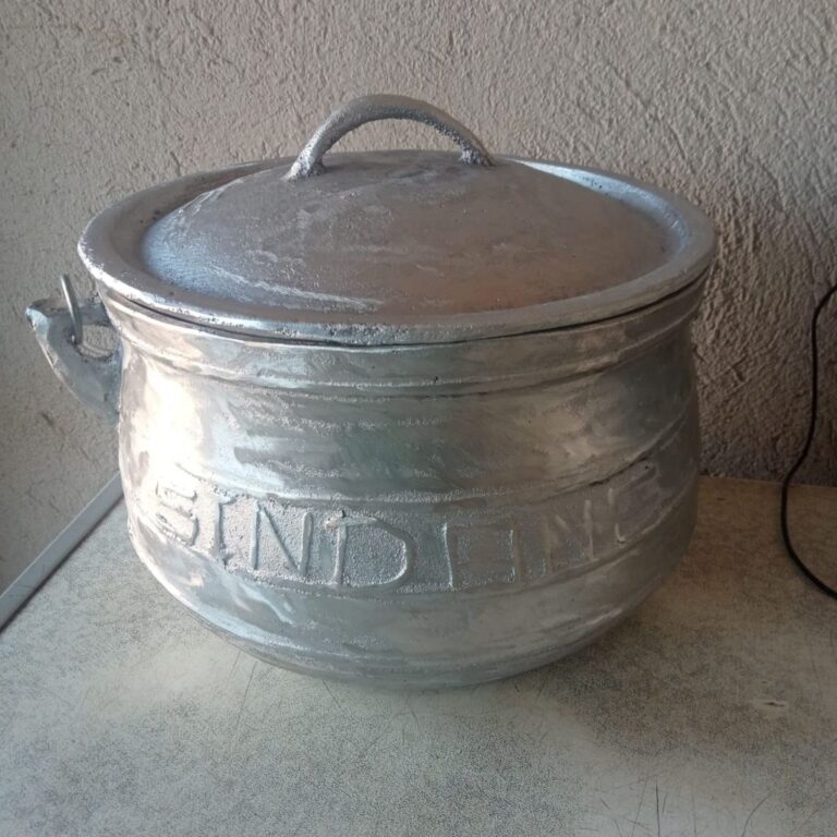 Aluminium pots - Aluminium handmade pots - Featsy